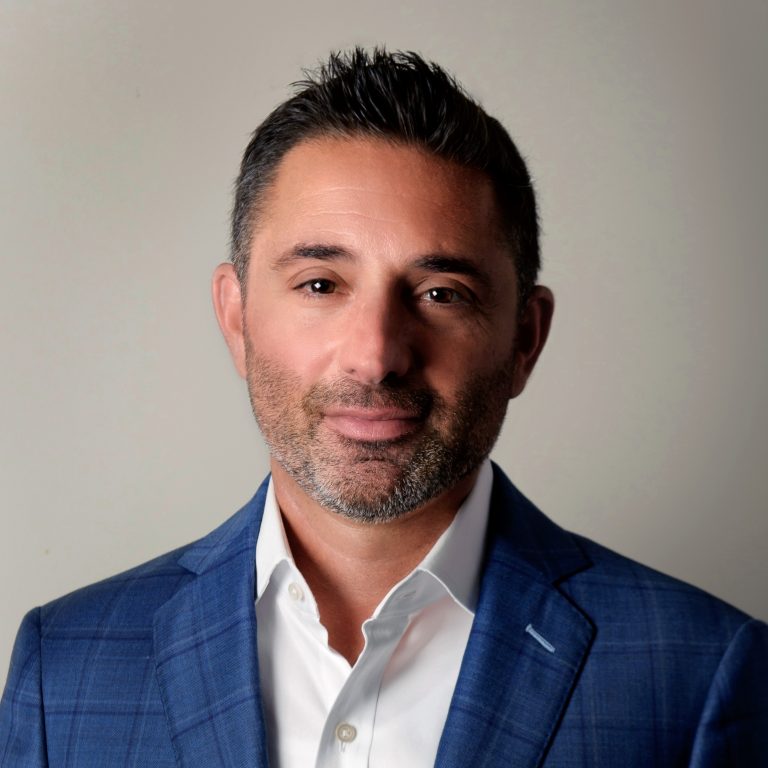 Leadership - Analogic